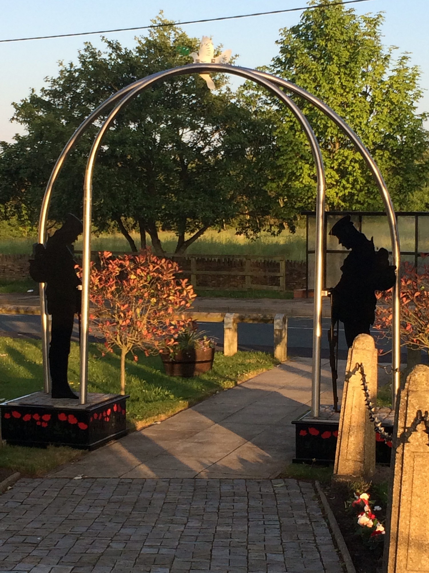 War Memorial Archway · David Ogilvie Engineering · Street, Park ...